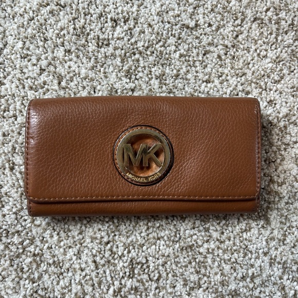Michael Kors | Bags | Michael Kors Brown Saffiano Leather Fulton Wallet ...
